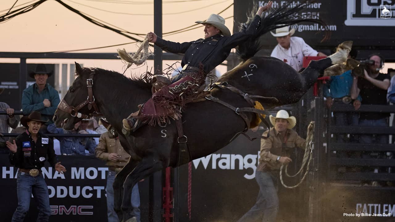 Ben Andersen Continues Hot Streak with Hardgrass Bronc Match Title - News